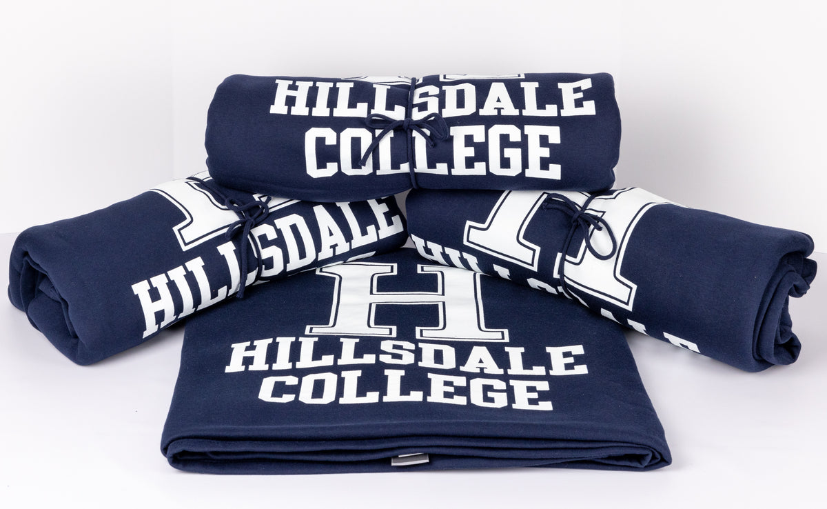 Pro-Weave Sweatshirt Blanket – Hillsdale College